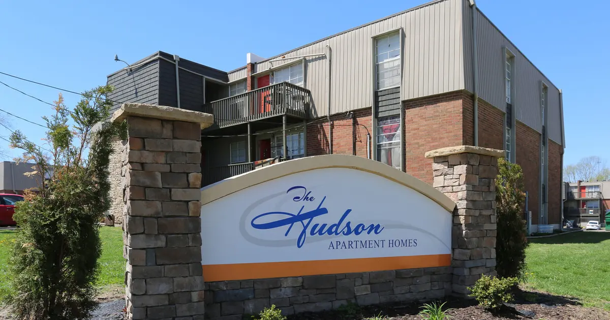 The Hudson Apartments | Independence, Missouri