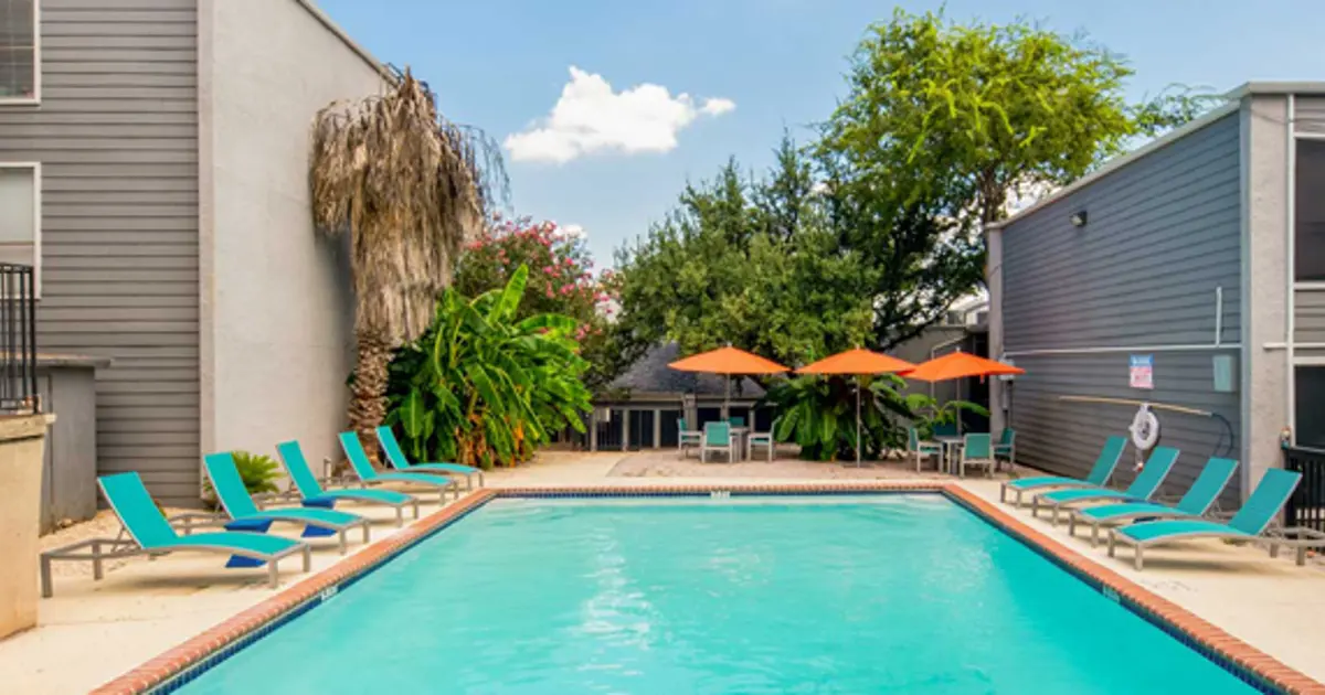 East Riverside Austin Apartments | Aero Riverside