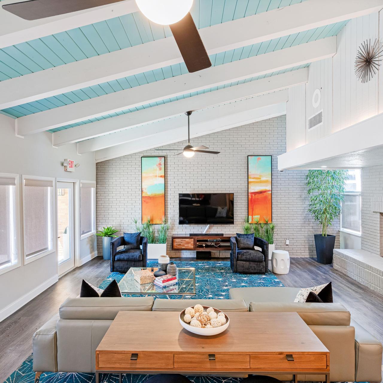 Gallery | Enclave at Sabal Pointe