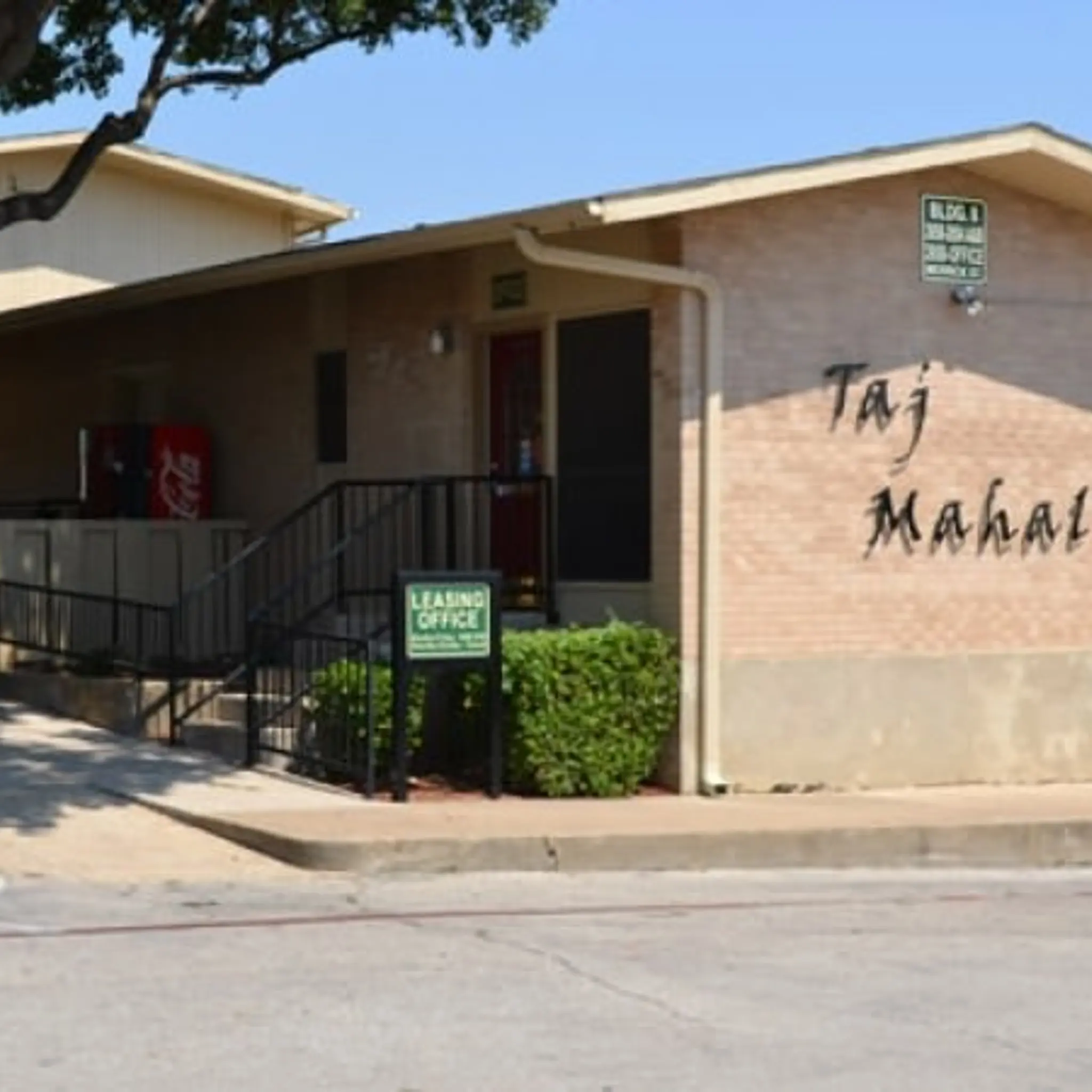 Home | Taj Mahal Apartments