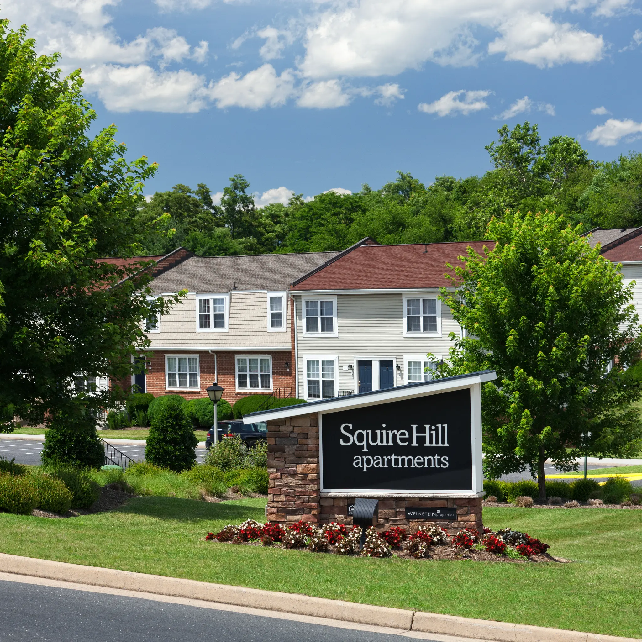 Neighborhood | Squire Hill Apartments